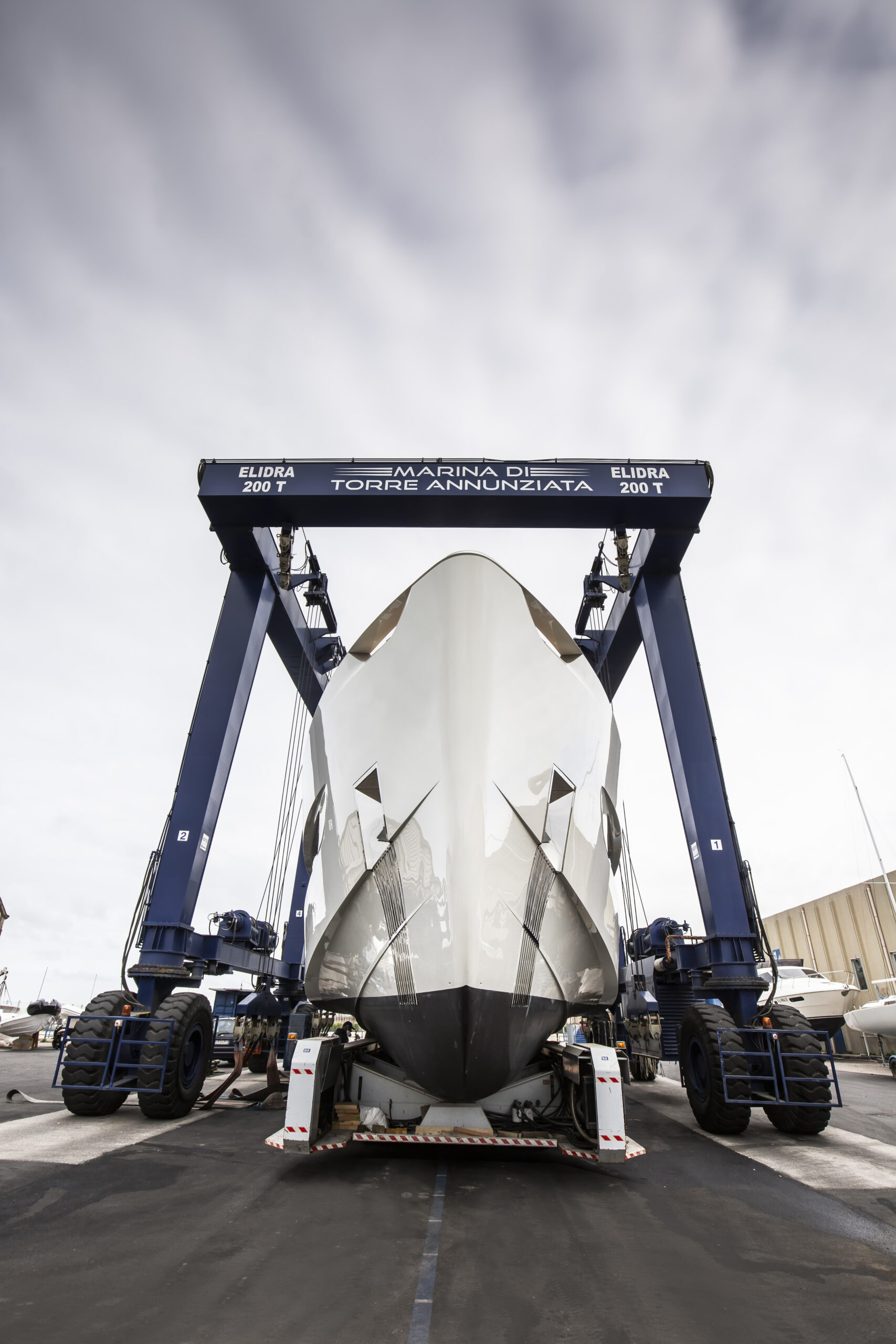 New Evo V8 flagship launched - Evo Yachts
